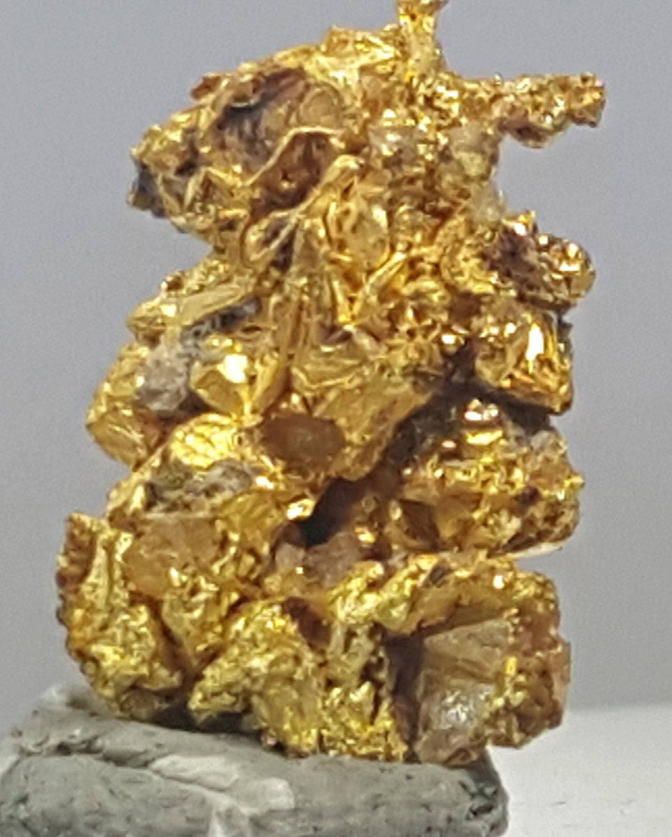 GOLD NATIVE – therockingstone