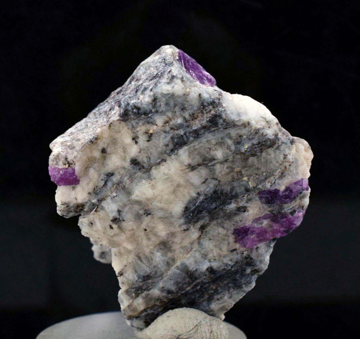 3.3cms RUBY CRYSTAL MATRIX CORUNDUM NATURAL ROUGH RED MINERAL SPECIMEN ...